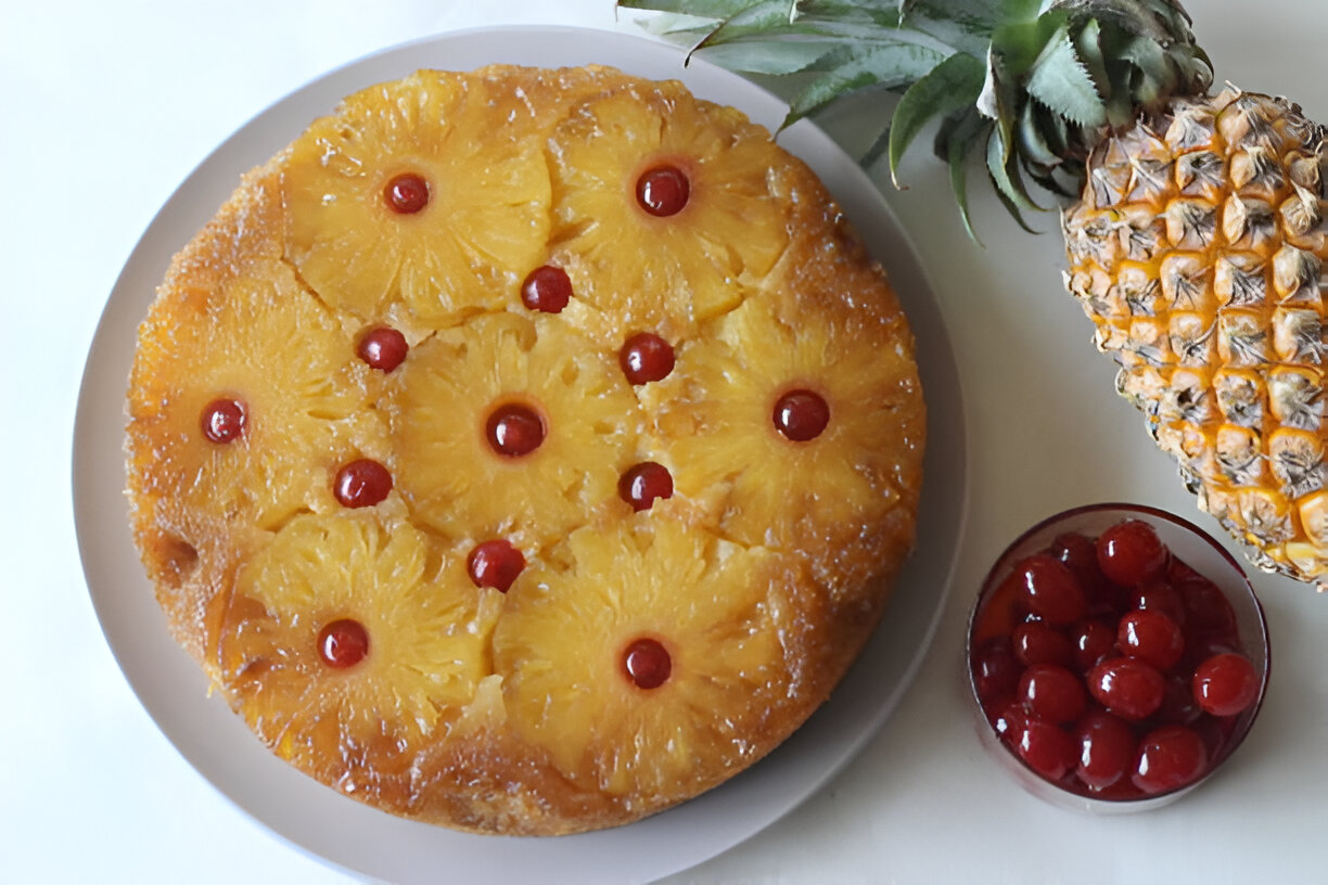 Delicious Upside Down Pineapple Cake Recipe & Tips